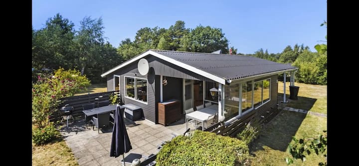 Hyggeligt Autentisk Sommerhus I Ebeltoft. - Ebeltoft