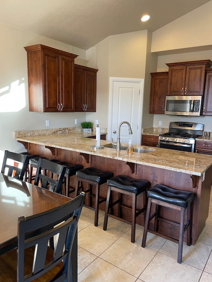 Entire Townhouse Washington Ut 3 Bedroom Sleeps 10 - 워싱턴