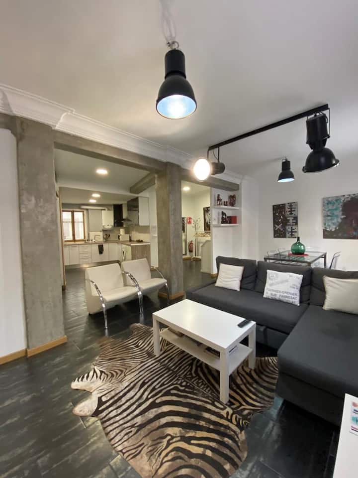 Bonito Apartamento Entre La Latina Y Palacio Real - Madrid