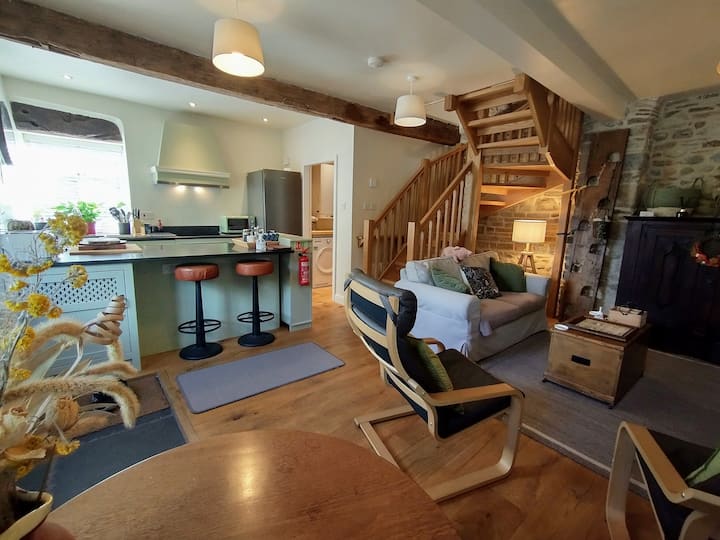 The Stables - Main House only - Cottages for Rent in Gargrave, England ...