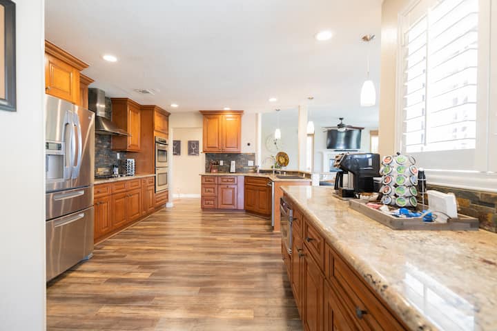 Temecula Villa Pool, Hot Tub & Close To Wineries. - Temecula, CA