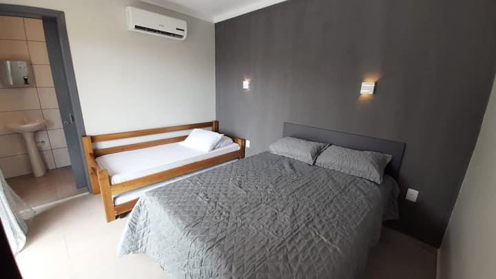 Suíte 03 Pousada Summer Beach Beira Mar - Tramandaí