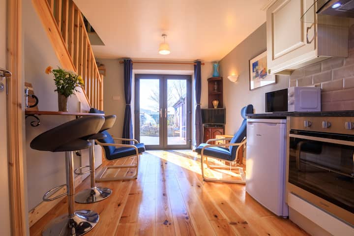 Comfy Country Apartment Near Dingle - Dingle