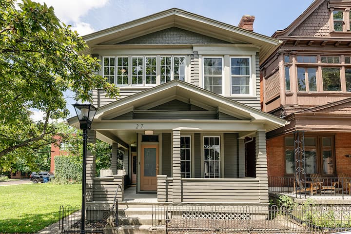 Walk To The Od | Designer Home | Sleeps 10 - Dayton, OH