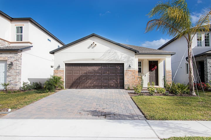 Charming 3-bedroom Residential Home In Kissimmee - Kissimmee