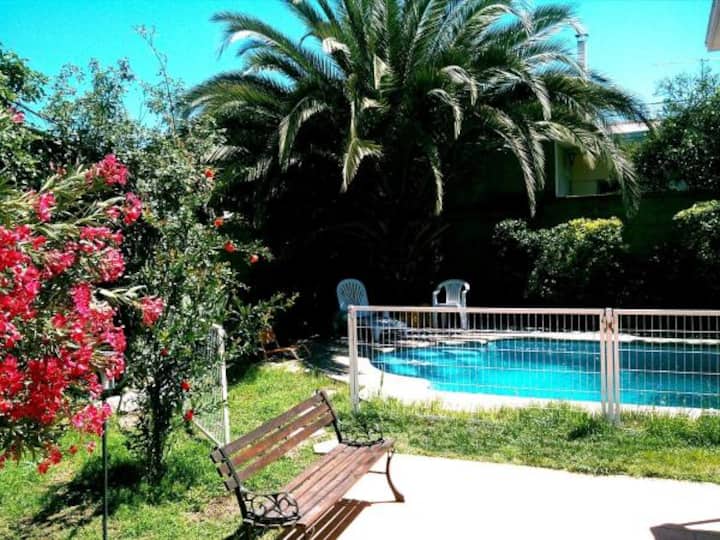 Hab. Single, Con Desayuno, Piscina Y Cochera - Los Andes
