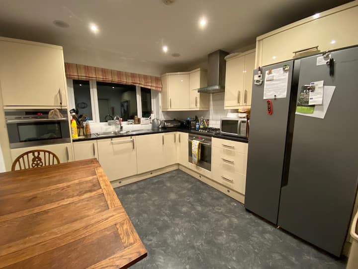 Garden View King Bed, Full Kitchen, Close To Town. - Stourport-on-Severn