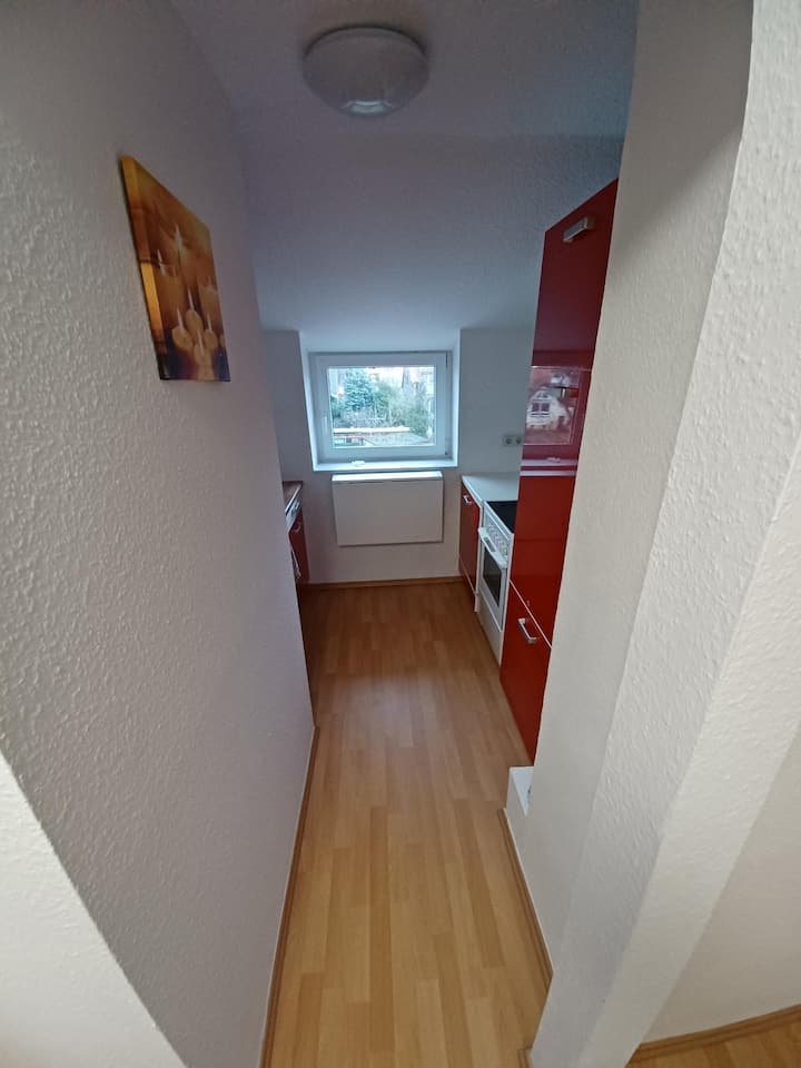 Ruhiges Apartment Mit Carport-stellplatz - Erfurt