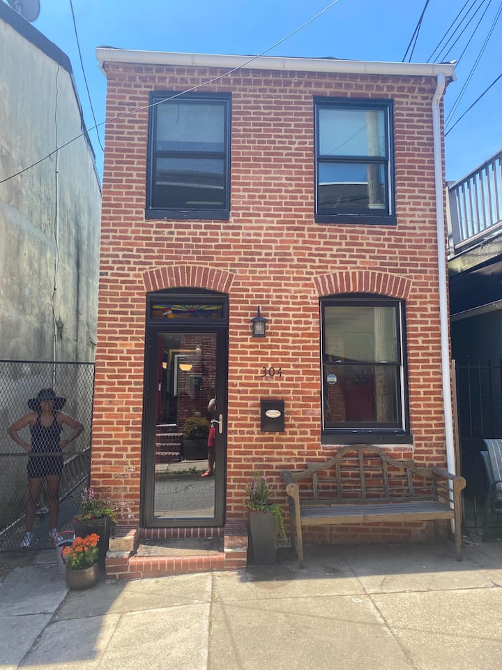 Very Cute 2-bedroom Rowhome In Upper Fells - Baltimore, MD
