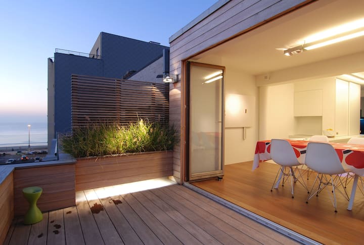 Top Interieur En Zonneterras Met Zicht Op Zee! - Oostende