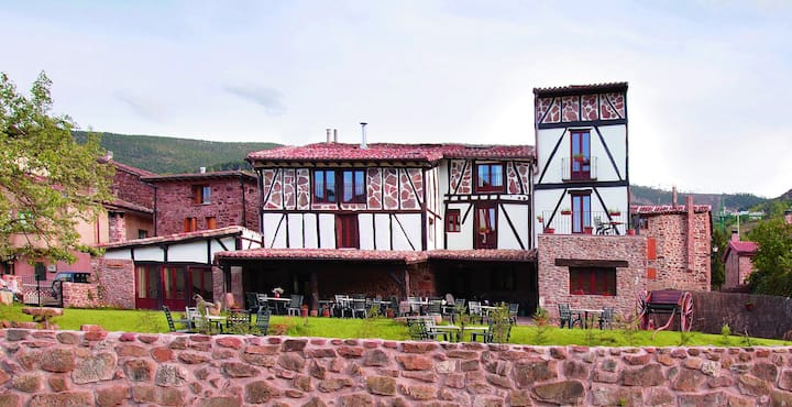 Casa Rural En Ezcaray La Casona Del Pastor 20 Pax - Ezcaray