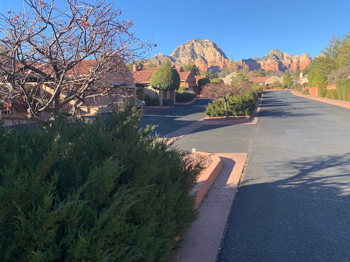 Elegant West Sedona  Nepenthe Patio Home. - Sedona, AZ