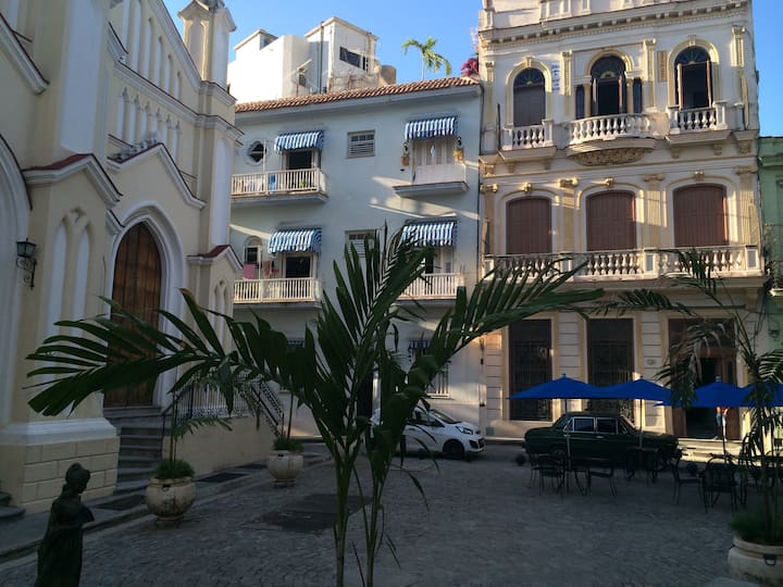 Modern 2 Br Apartment In The Heart Of Havana Vieja - Havana