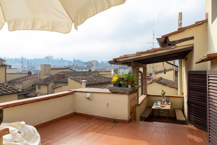 Ponte Vecchio Apartment Over The Roofs Of Florence - Florencia