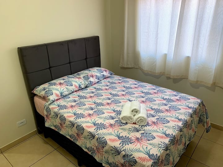 02 Conforto E Praticidade Com Garagem - Smart Tv - Londrina