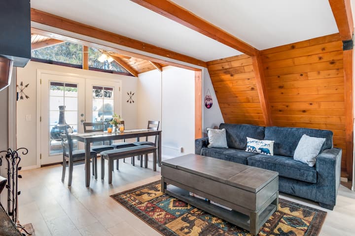 Arrowbear Ranch-2 Bedroom Home W/ Wifi And Jacuzzi - Running Springs, CA