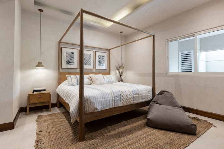 Beachfront 3-bedroom – Pool,  Restaurant, Gym… - Puerto Vallarta