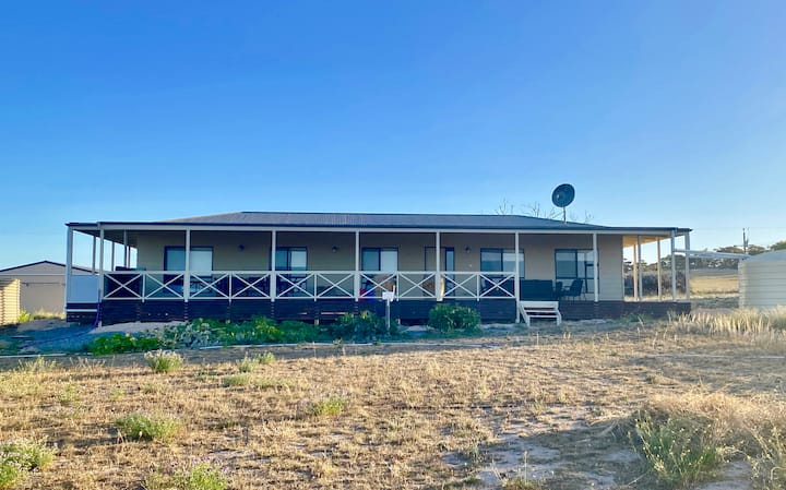 Gordon's Lodge (Short Term Accommodation) - Streaky Bay