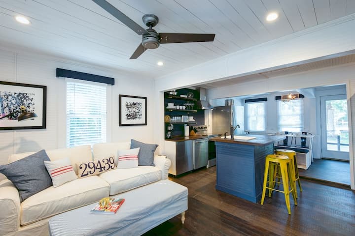 Authentic 1940's Renovated Folly Cottage! - Folly Beach, SC