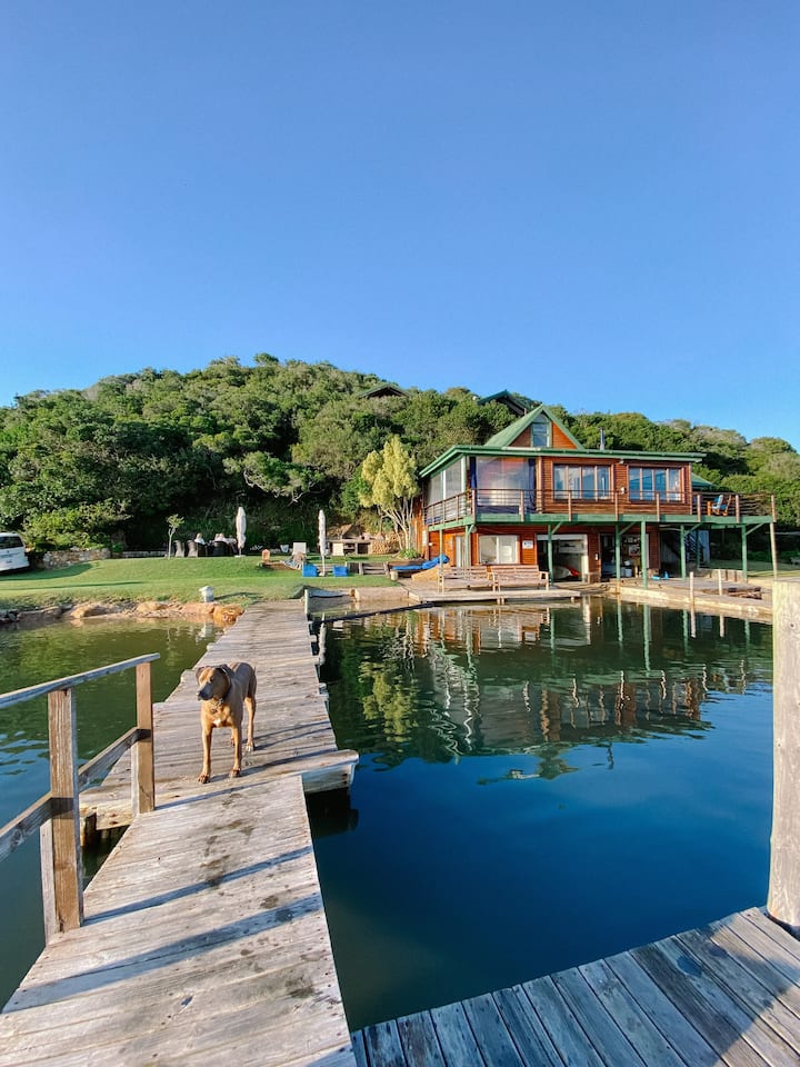 Rustic Perfection - Riverhouse At Linderhof - Oyster Bay