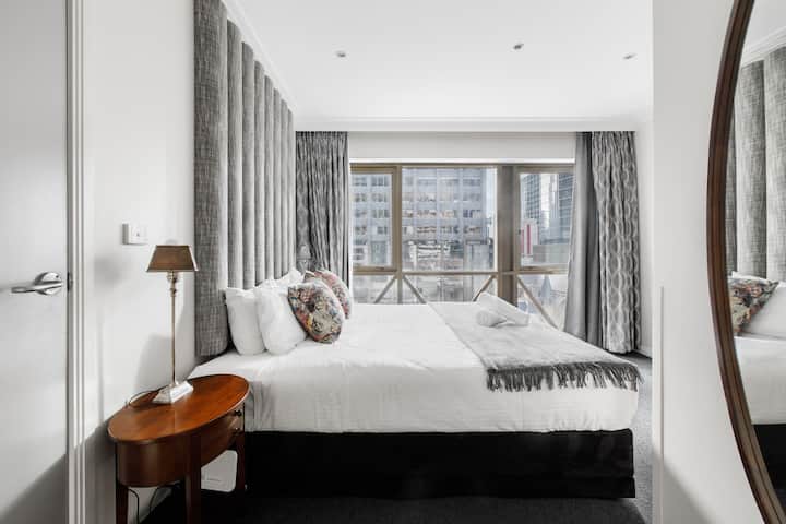King Size Living Central 1br With Indoor Pool&gym - Melbourne