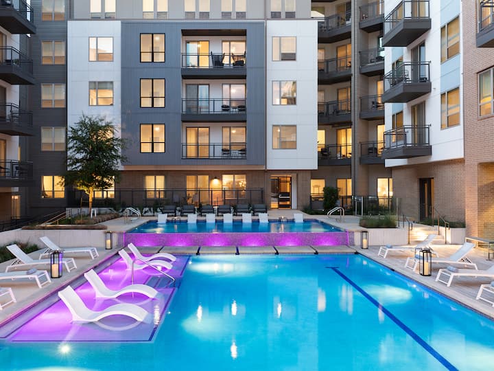 Great Location | Resort Style Pools | Ave Living - Austin, TX