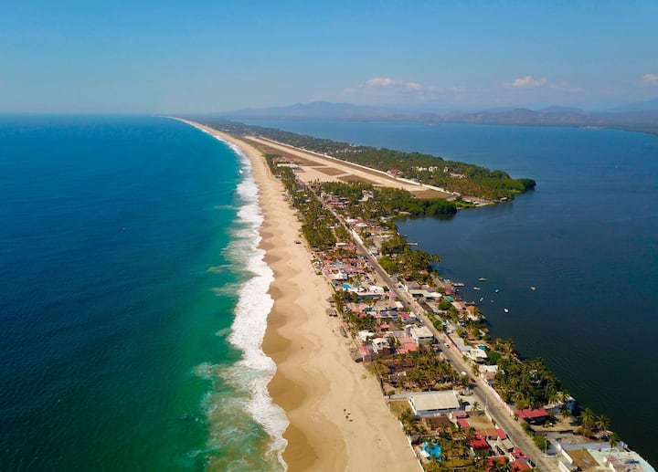 Villa Cerca Del Mar A Bajo Costo - Pie de la Cuesta