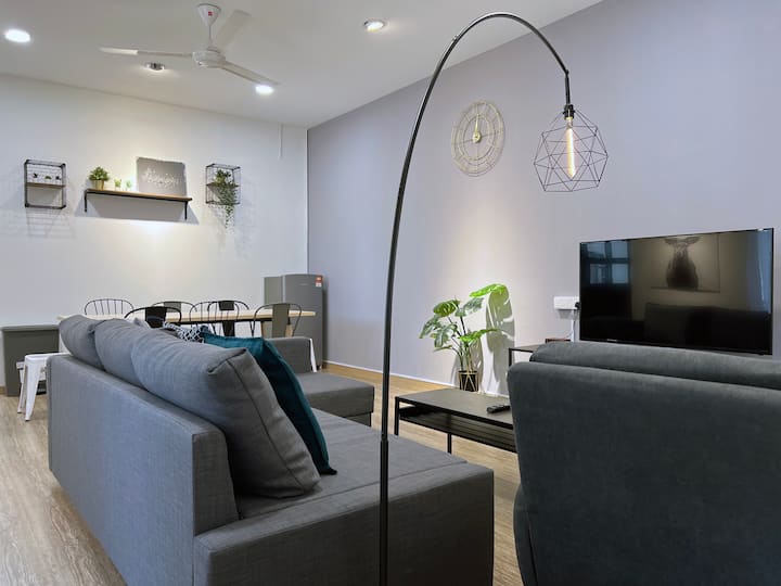 Modern Near Gleneagle/lgl/island Hospital - Batu Ferringhi