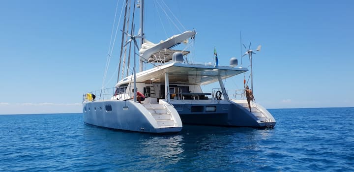 Delightful 4 Bedrooms Yacht Boat With Barbeque - Sansibar