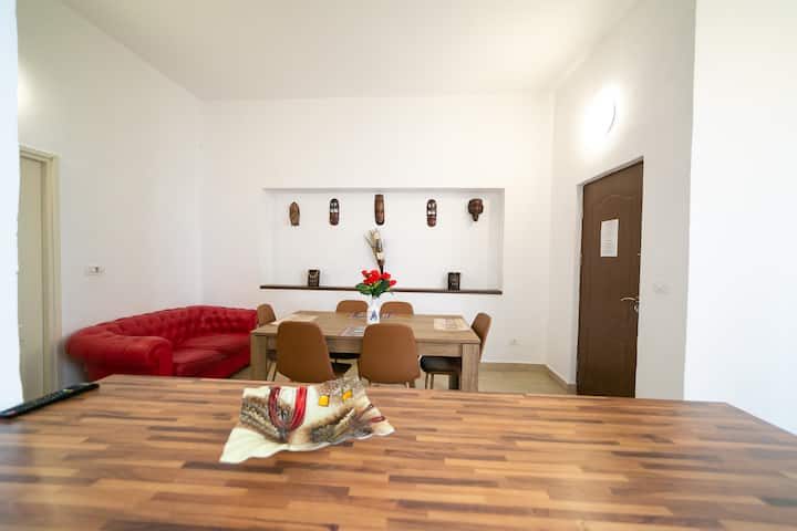 Apartament Elegant Cu Doua Dormitoare - Arad