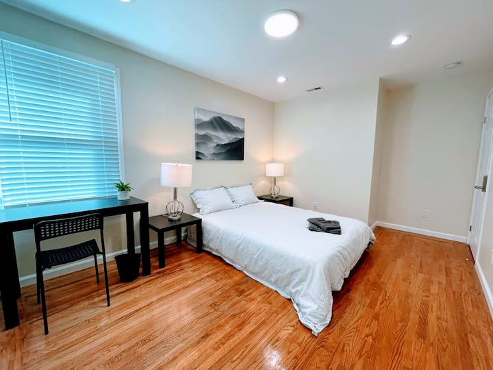 Business-friendly Room In Hayward W/fast Wifi (Dc) - Oakland, CA