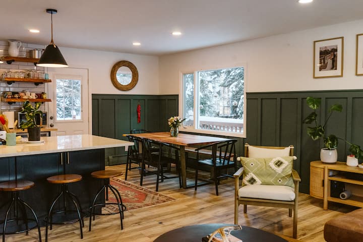 New Remodel In The Heart Of Anchorage W/laundry - Anchorage, AK