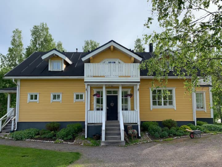 Idyllinen Järvenrantahuvila Pääkaupunkiseudulla - Porvoo