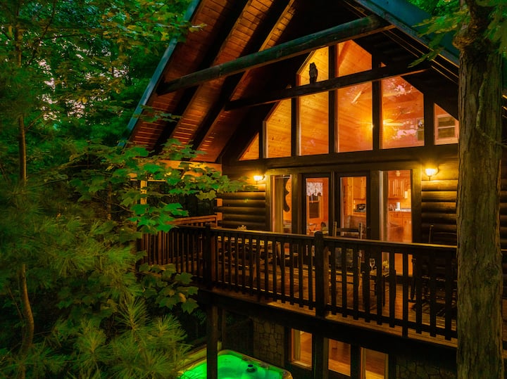 🏔Smoky Bear Lodge🐻 Spacious Home In Gatlinburg! - Gatlinburg, TN