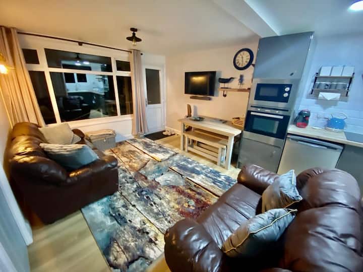 Cornwall, Chalet In Rural Location - Widemouth Bay