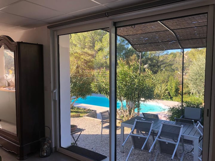 Charmant Logement Avec Piscine - Cassis