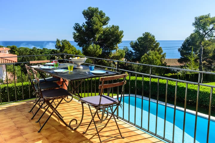 Appart. Tout Confort, Vue Mer Magnifique à Calella - Palafrugell