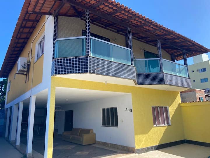 Casa Encantadora Com 4 Quartos Com Suíte - Guarapari