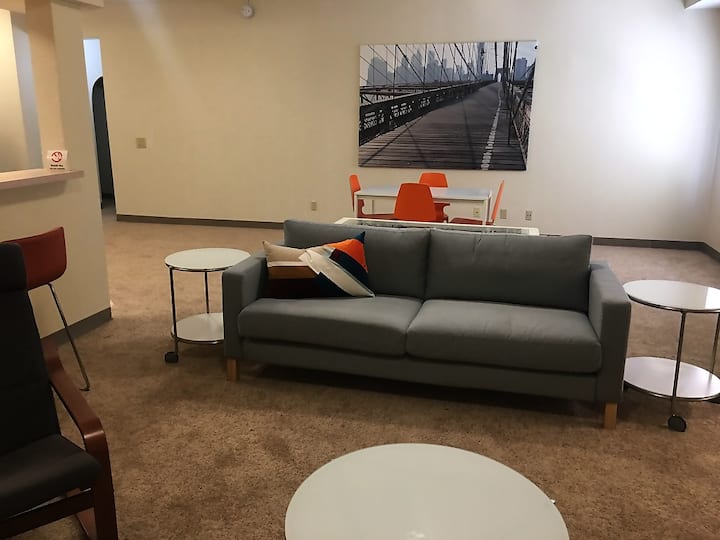 Two Bedroom Apartment With Pool Access - Orlando