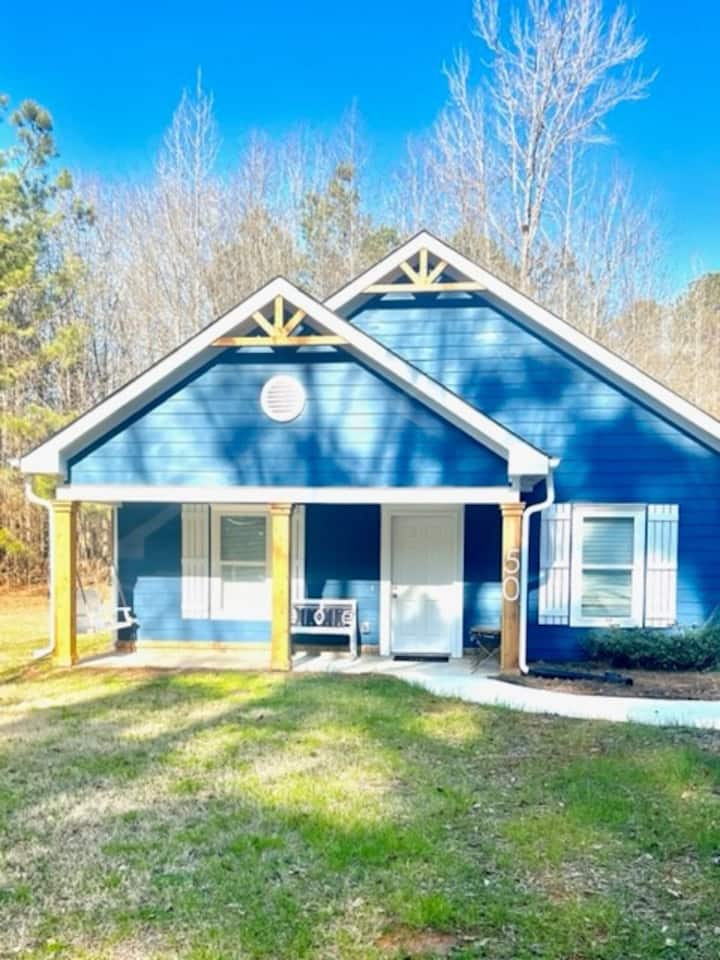 Designer Touches Close To Downtown - Athens, GA