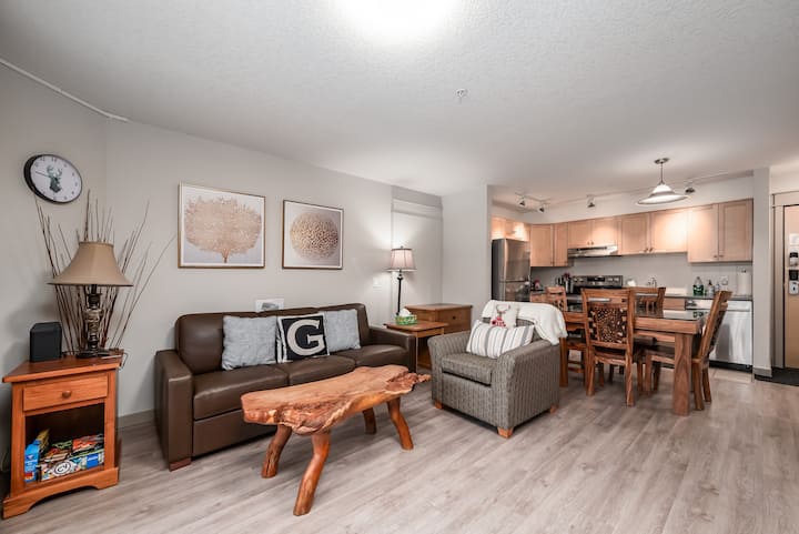 Windtower Cozy 1br 1bth/ac/gym/indoor Free Parking - Canmore