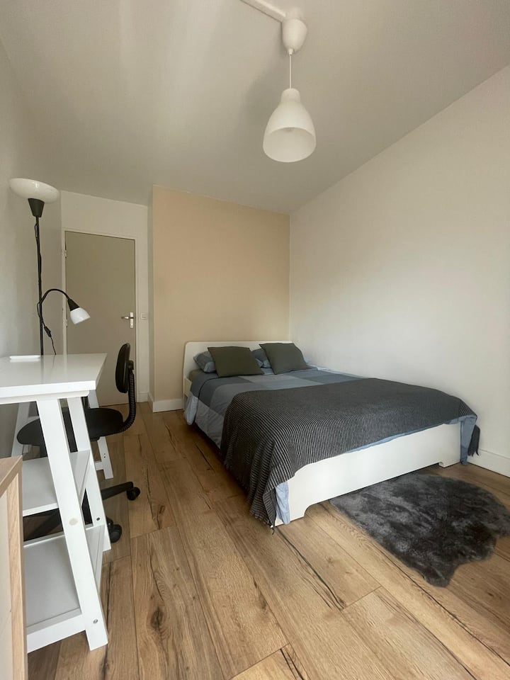 Appartement Partagé - Chambre Privée (C) - Cergy