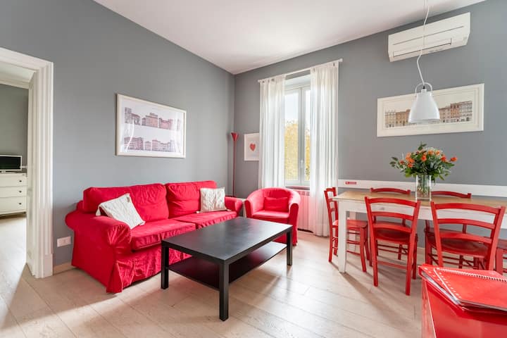 Walking To Trastevere - Rome