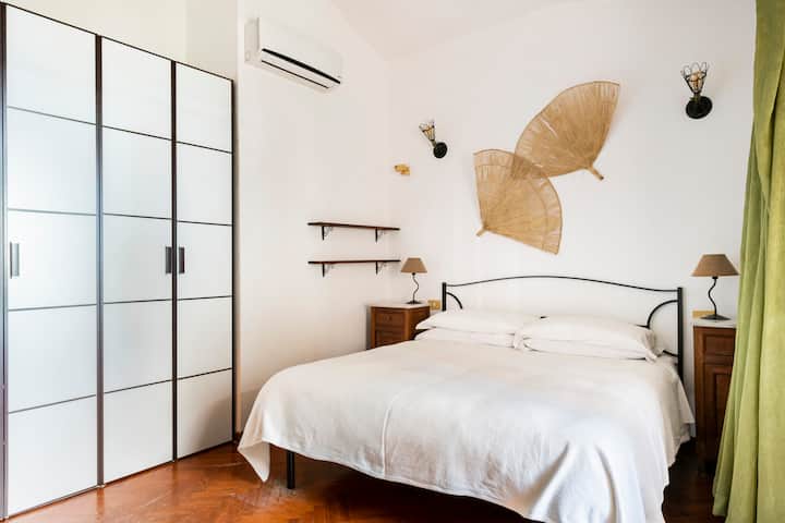 Suite, Private Bathroom & Terrace, Beach 100mt Far - Quartu Sant'Elena