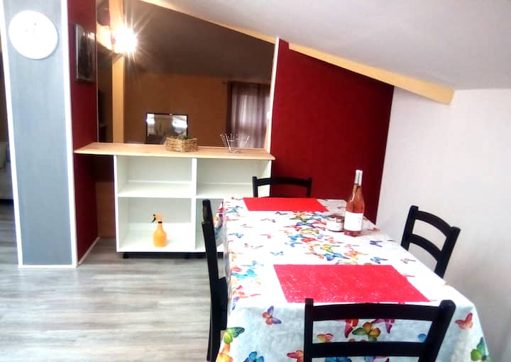 Appartement Meublé De 80 M² à Eugénie Les Bains - Eugénie-les-Bains