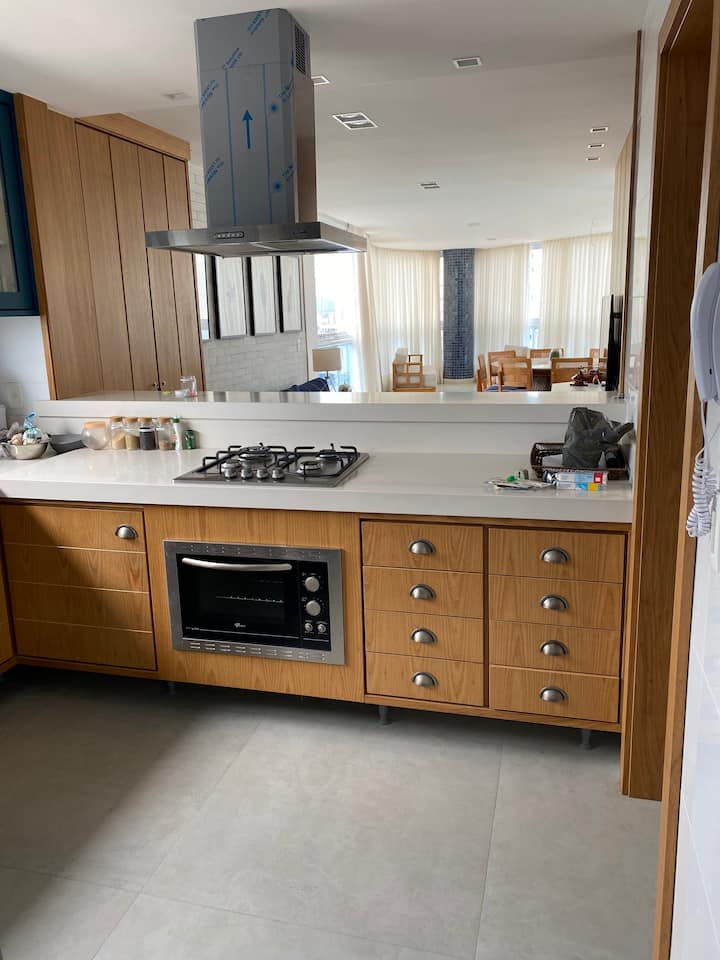 Apartamento Novo, Completo, Wi-fi, Na Areia Preta. - Guarapari