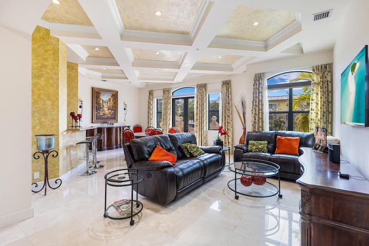 Las Olas Townhouse W. Private Elevator 3bed/3 Bath - Fort Lauderdale