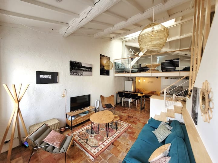 Loft De Caractère à 50m Du Vieux Port. - Marseille