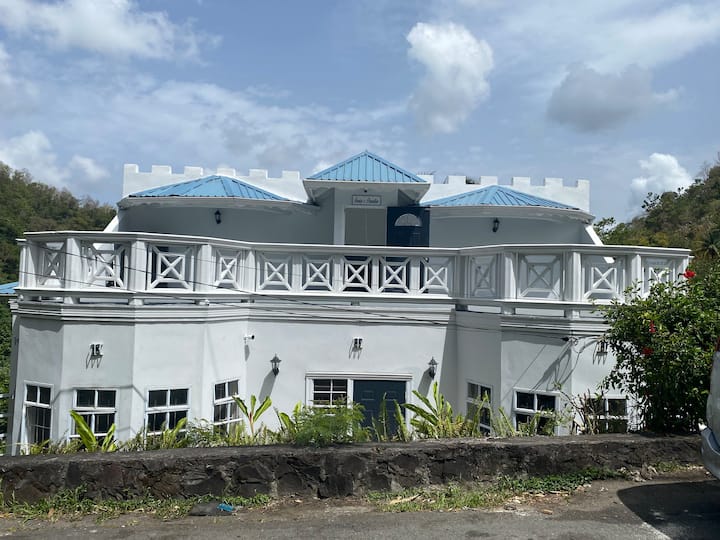 Sonia's Paradise, 3-bedroom Villa In Castries - Saint Lucia