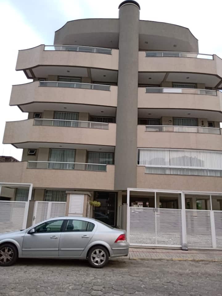 Lindo Apartamento Na Praia De Bombas - Bombinhas - Bombinhas